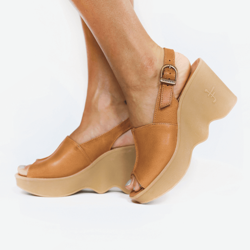 FAMOLARE® Official Website - The Iconic Heritage Fashion Brand is Back